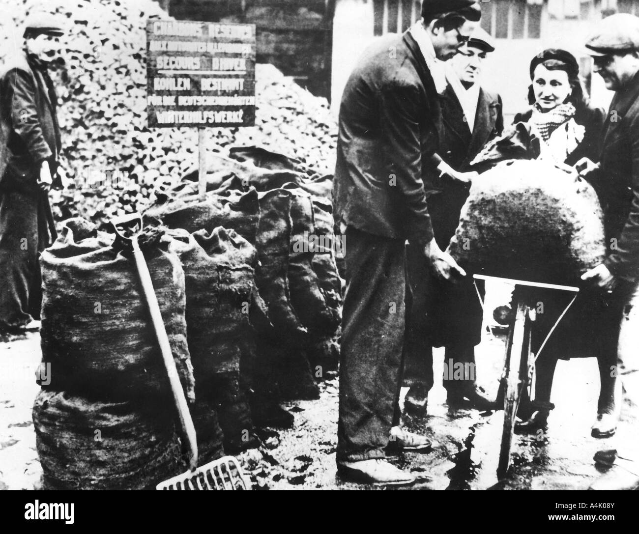 French sign winter Black and White Stock Photos & Images - Alamy