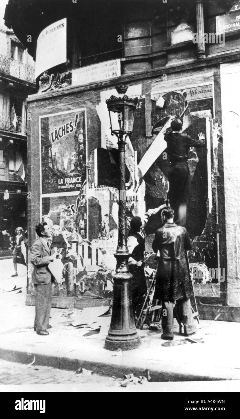 Ww2 propaganda posters france Black and White Stock Photos & Images - Alamy