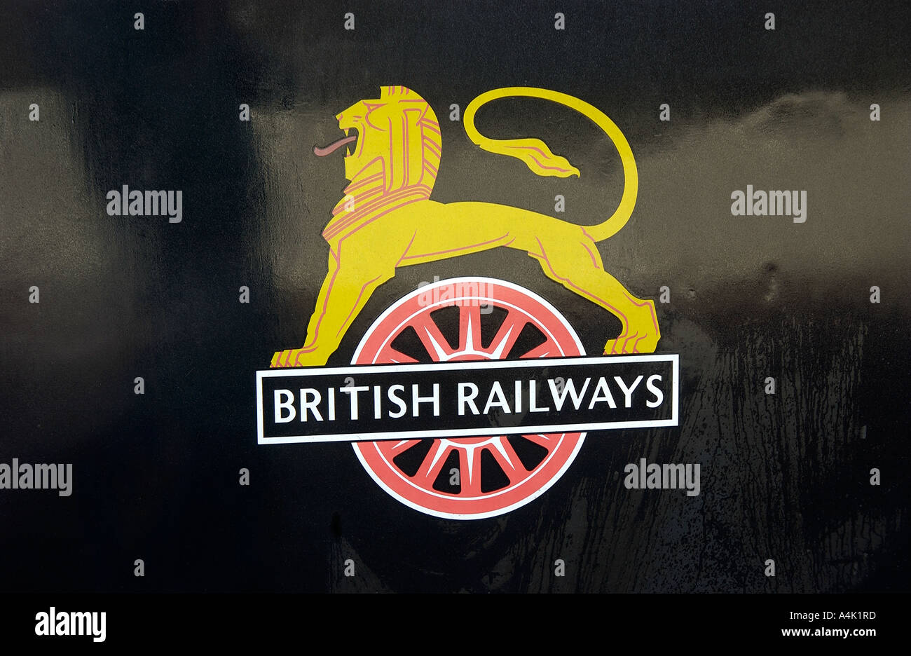 British railways lion on wheel hi-res stock photography and images - Alamy