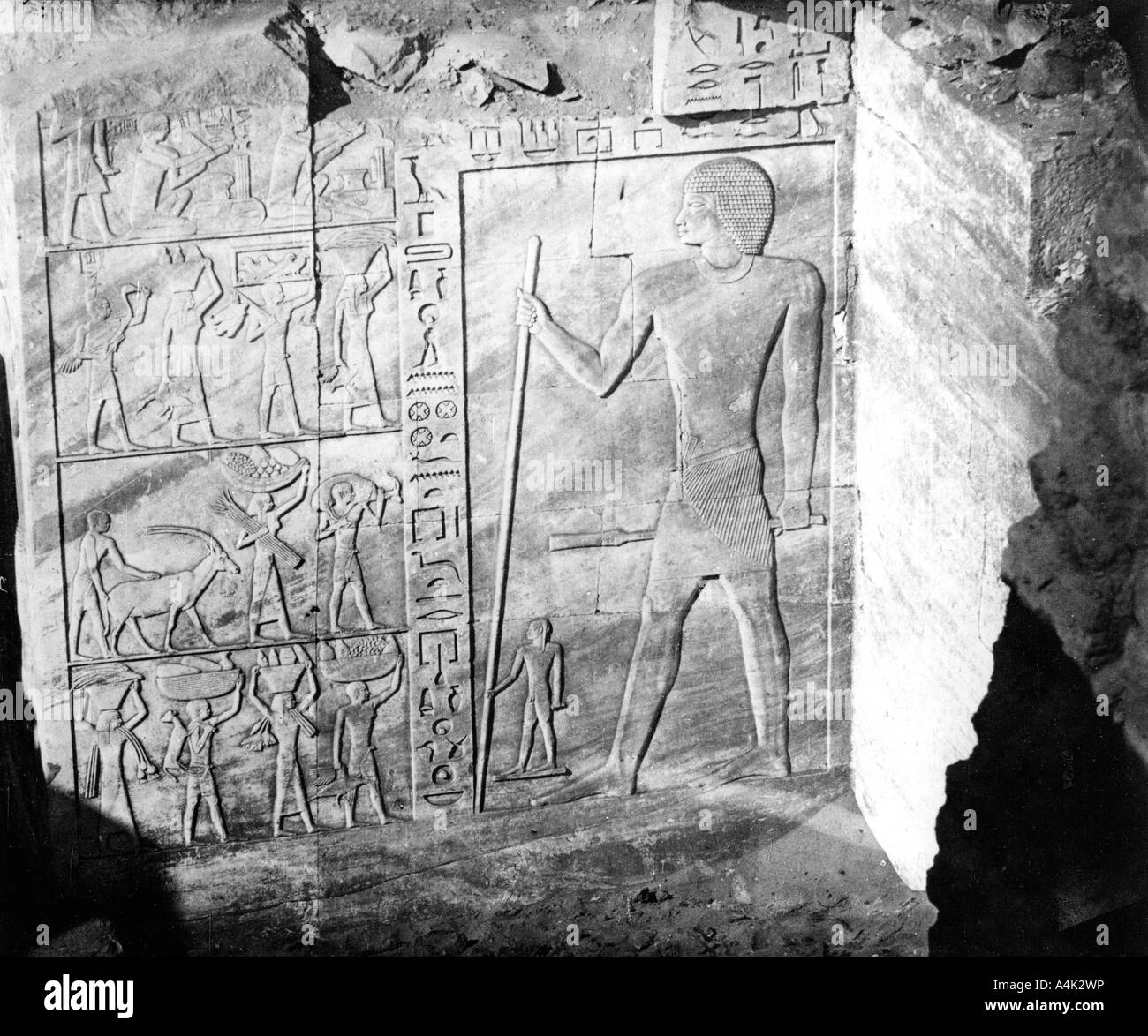 Egyptian hieroglyphics Black and White Stock Photos & Images - Alamy