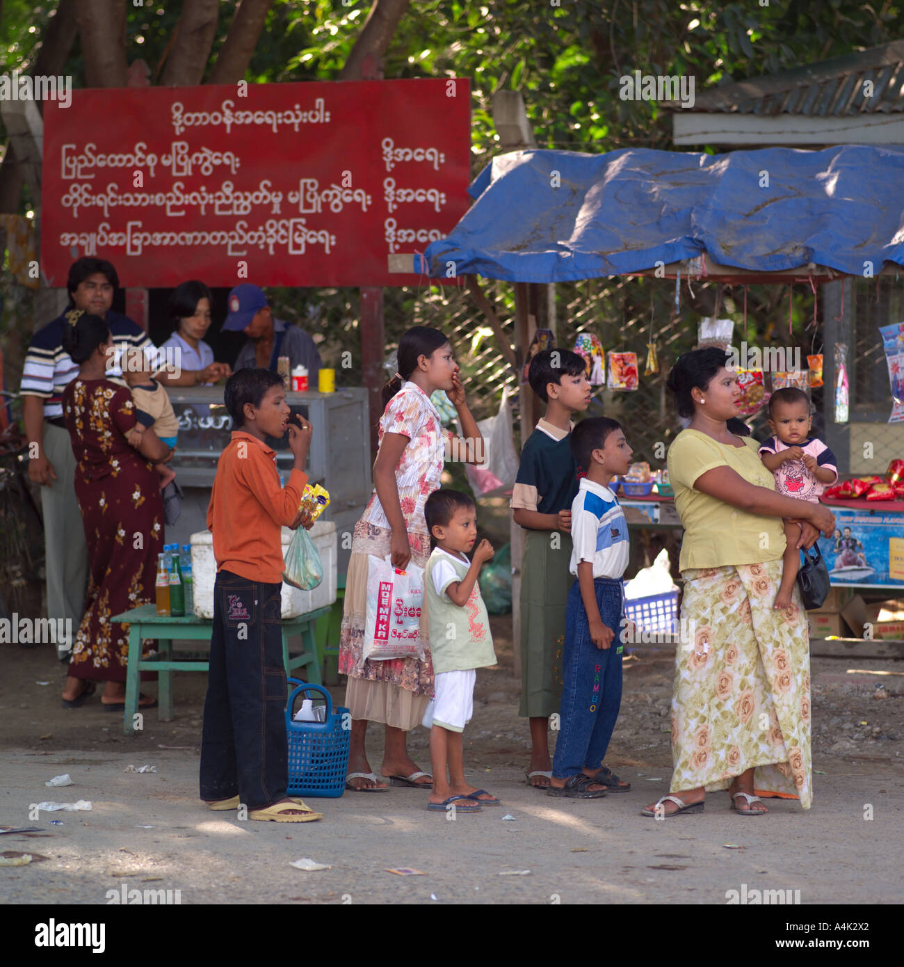 People of Myanmar Stock Photo - Alamy