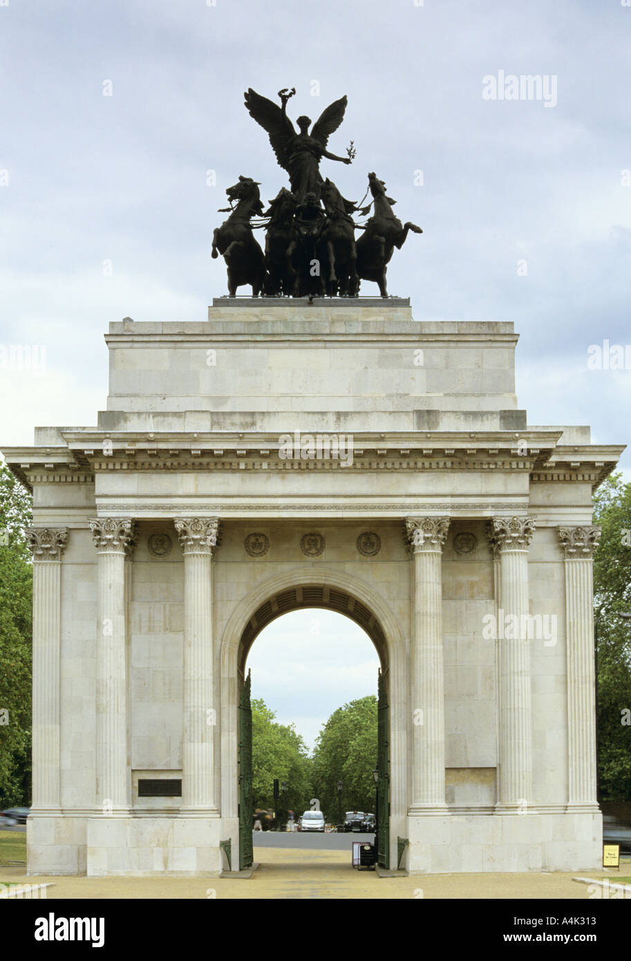 Wellington Arch London England United Kingdom Stock Photo - Alamy