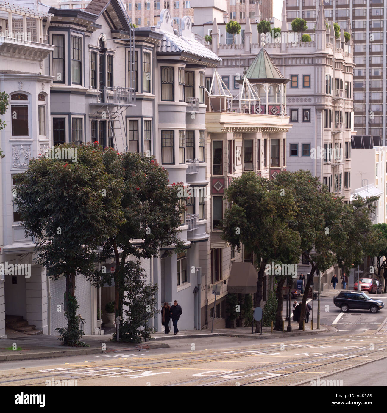 Sloped street san francisco hi-res stock photography and images - Alamy