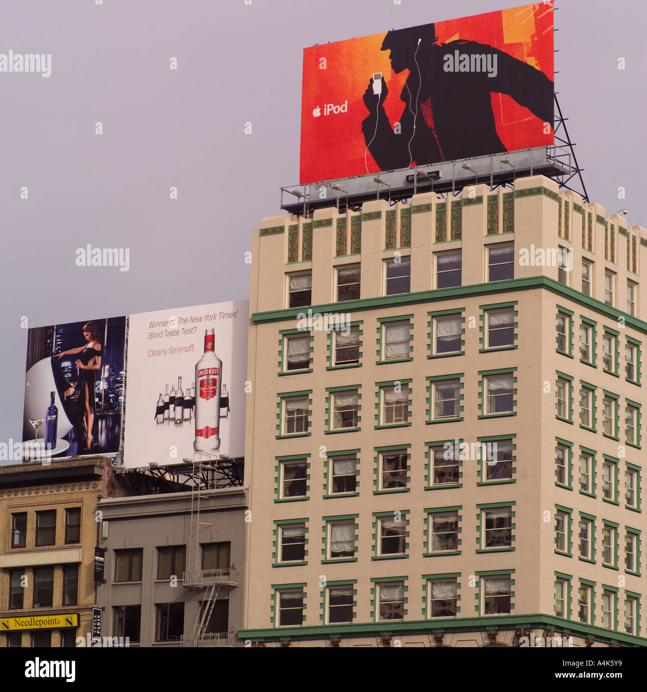 Billboards advertising california hi-res stock photography and images ...