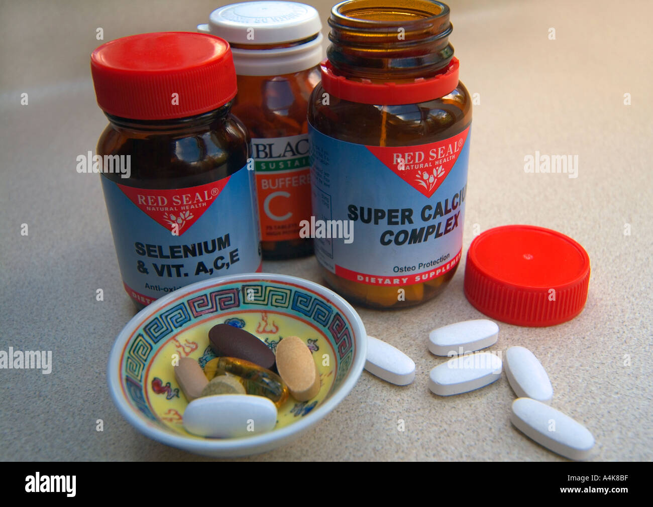 vitamins and tablets Stock Photo - Alamy