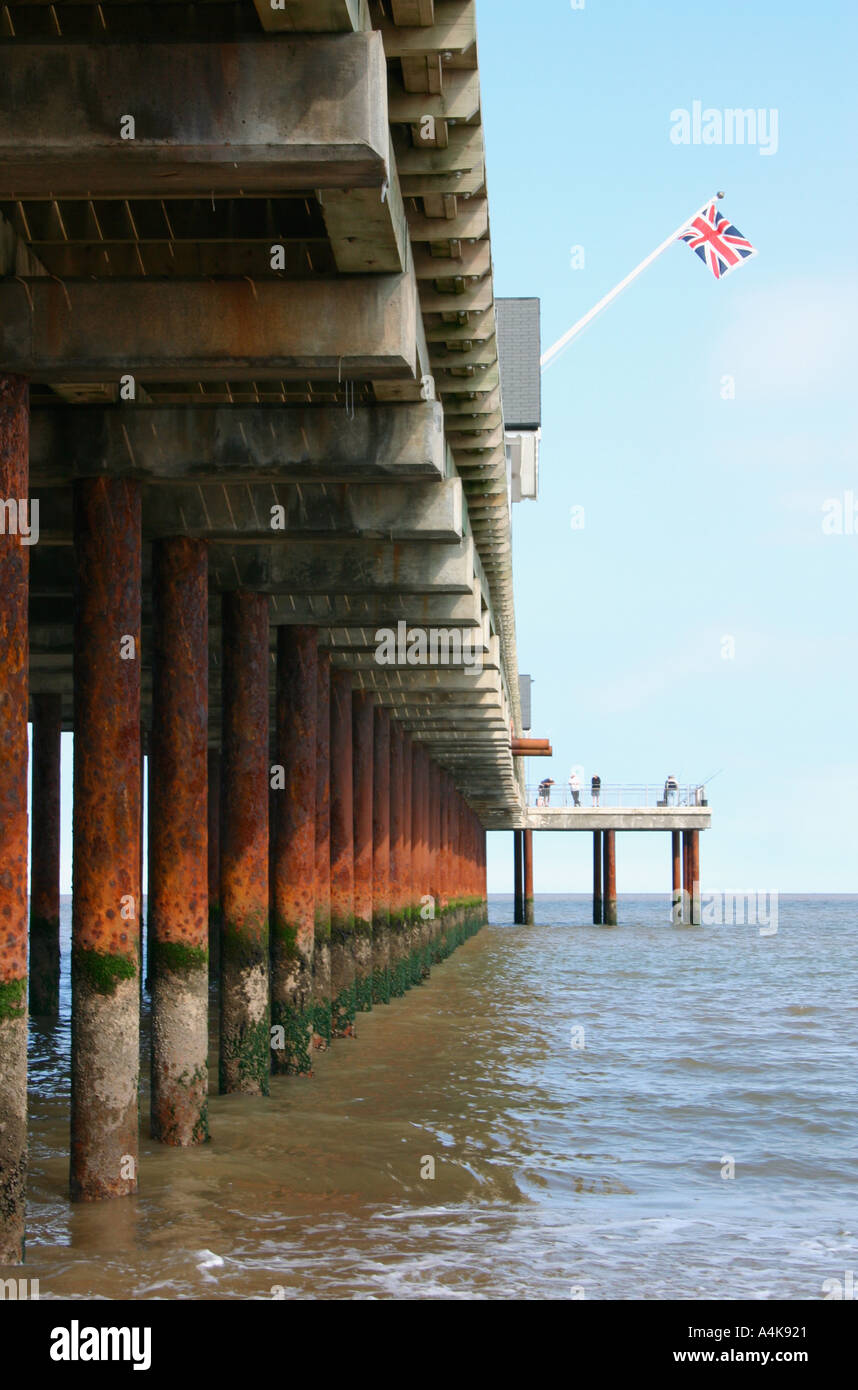 Sea fishing southwold pier hi-res stock photography and images - Alamy