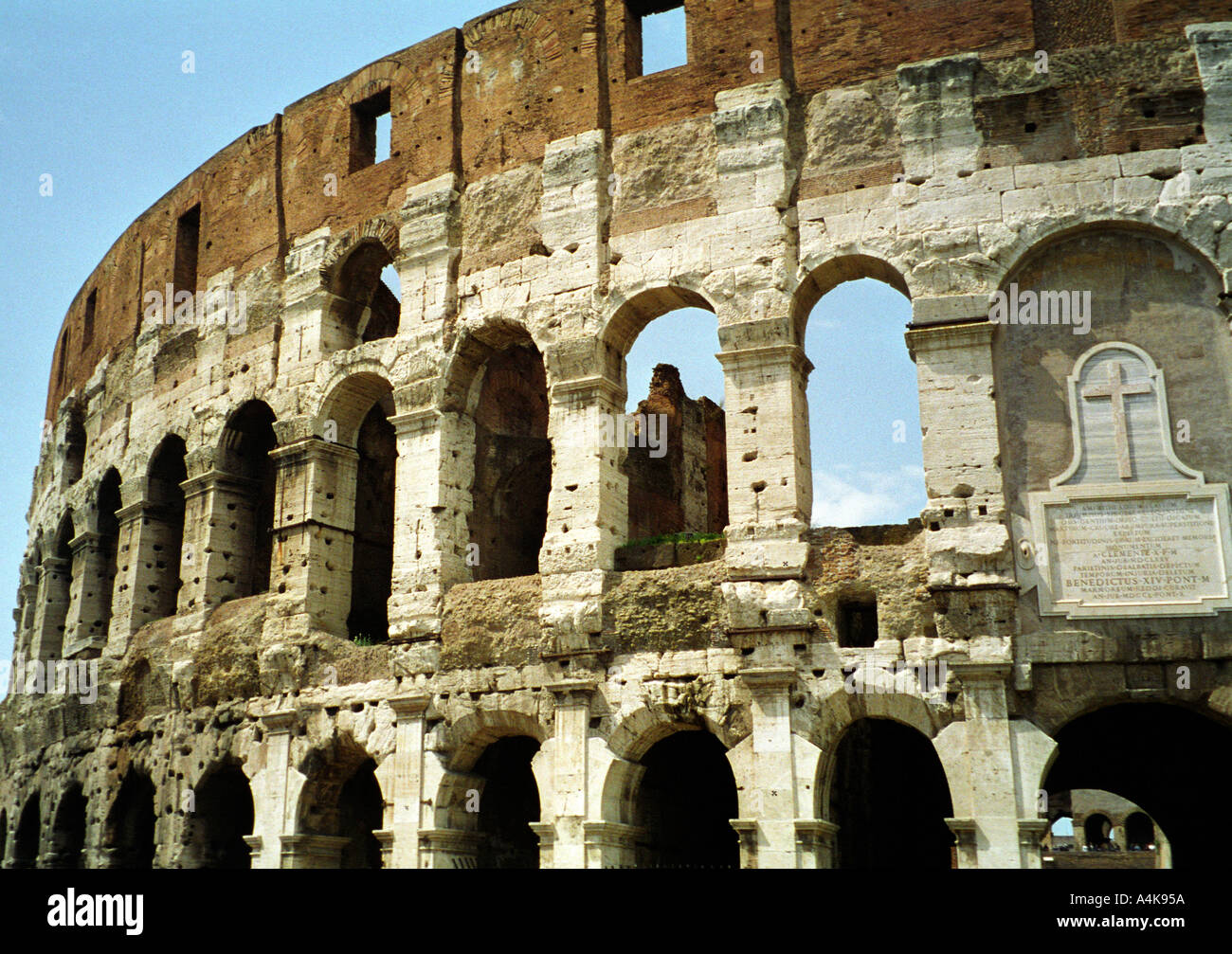 Ancient rome walls hi-res stock photography and images - Alamy