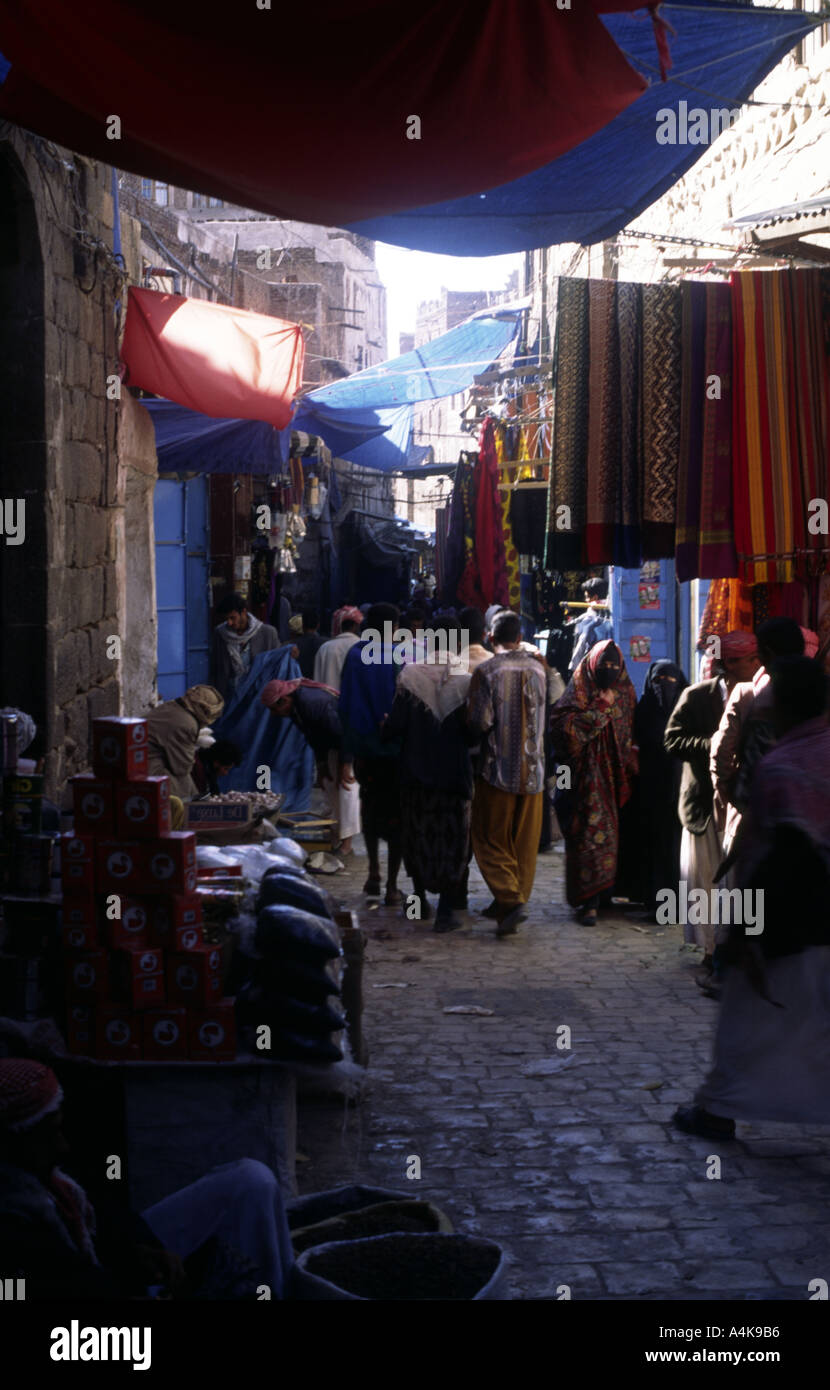 Market souk Sanaa Yemen Stock Photo - Alamy