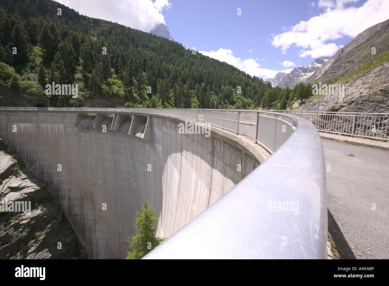 Hydro Power Dam Curve High Resolution Stock Photography and Images - Alamy