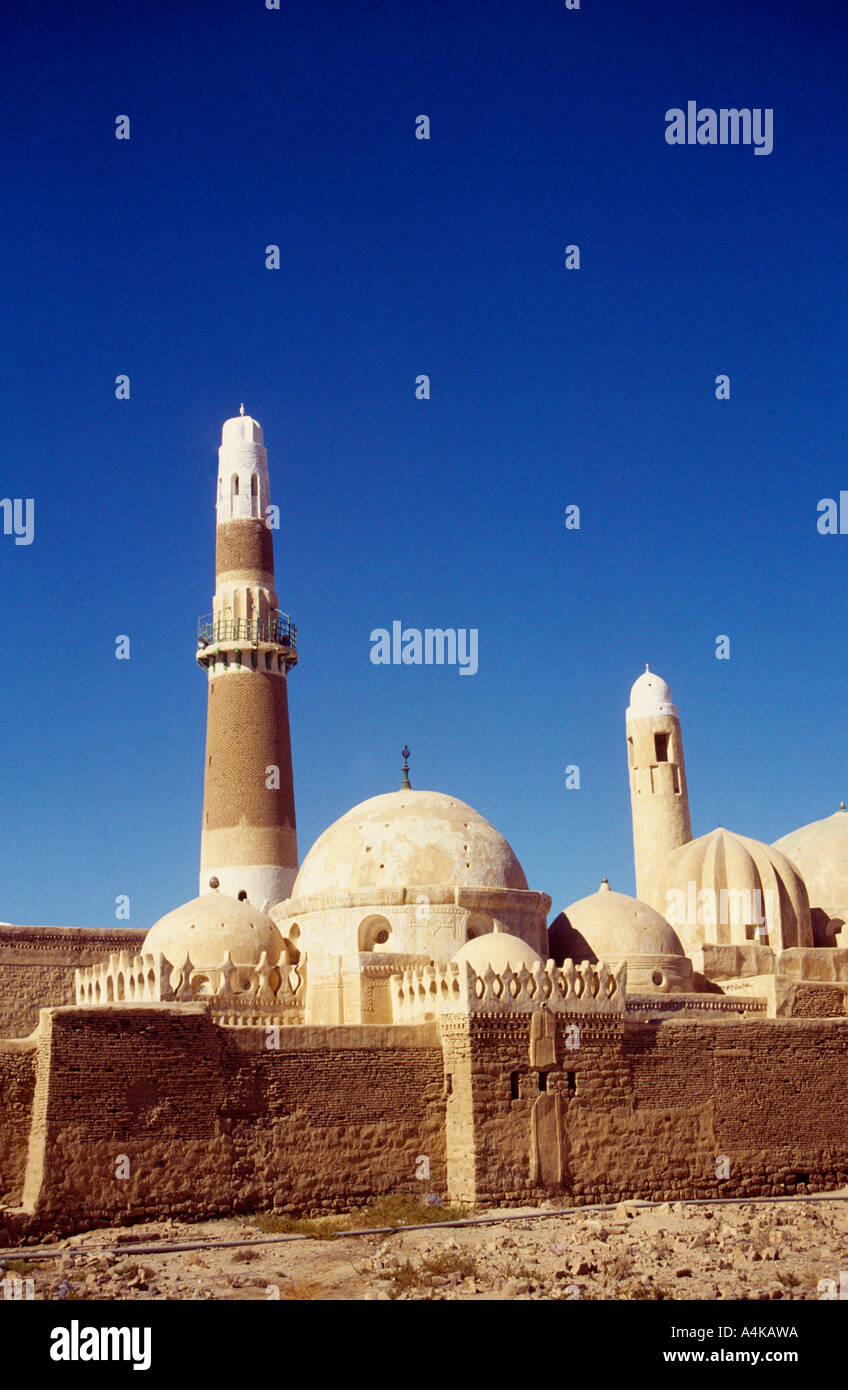 Sada Yemen Exterior of Ancient 9th Century Al-Hadi Mosque Stock Photo ...