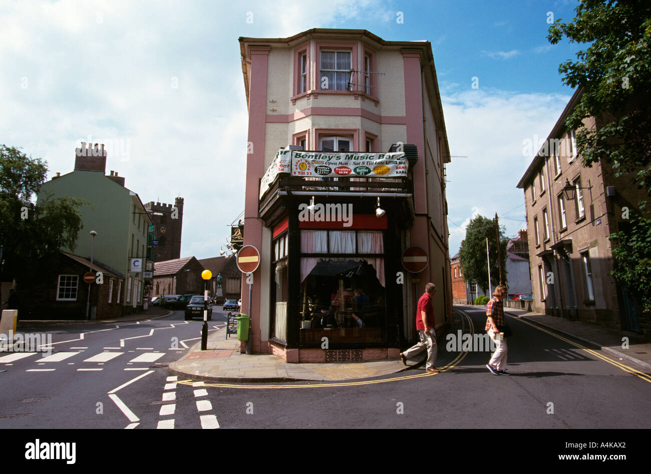 Brecon Beacons Brecon High Street small pub between roads Stock Photo ...