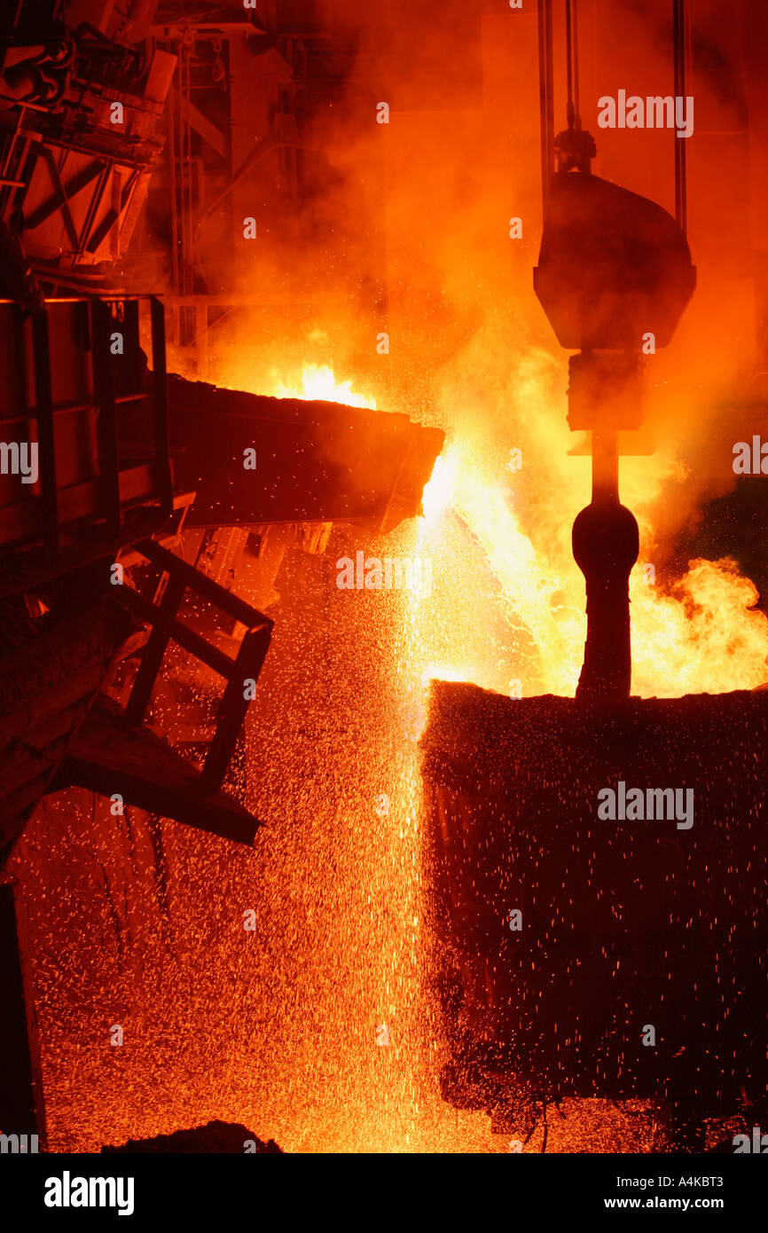 Molten steel factory Stock Photo - Alamy