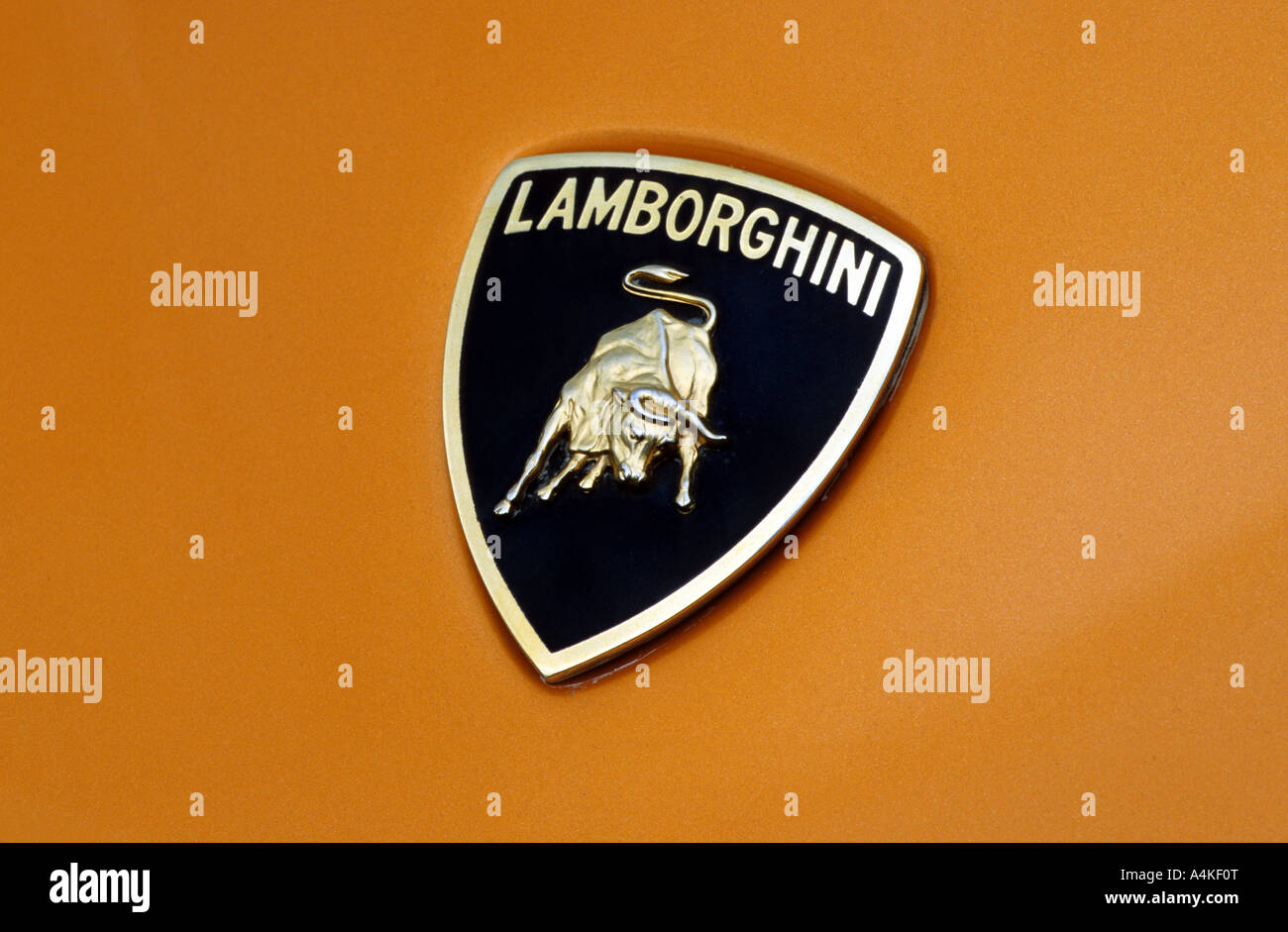 Lamborghini logos hi-res stock photography and images - Alamy