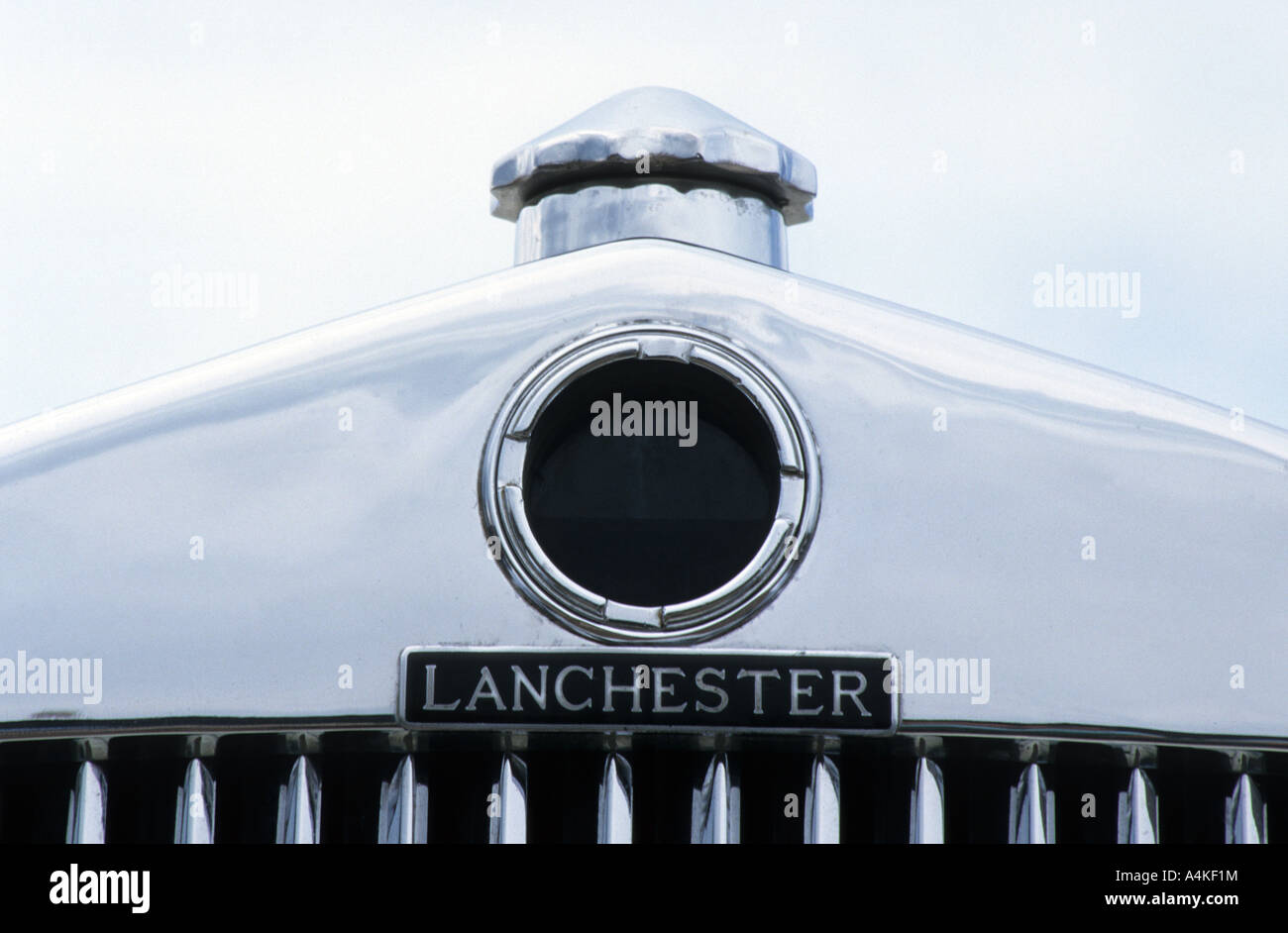 Lanchester car badge. English car manufacturer 1895 to 1956 Stock Photo ...
