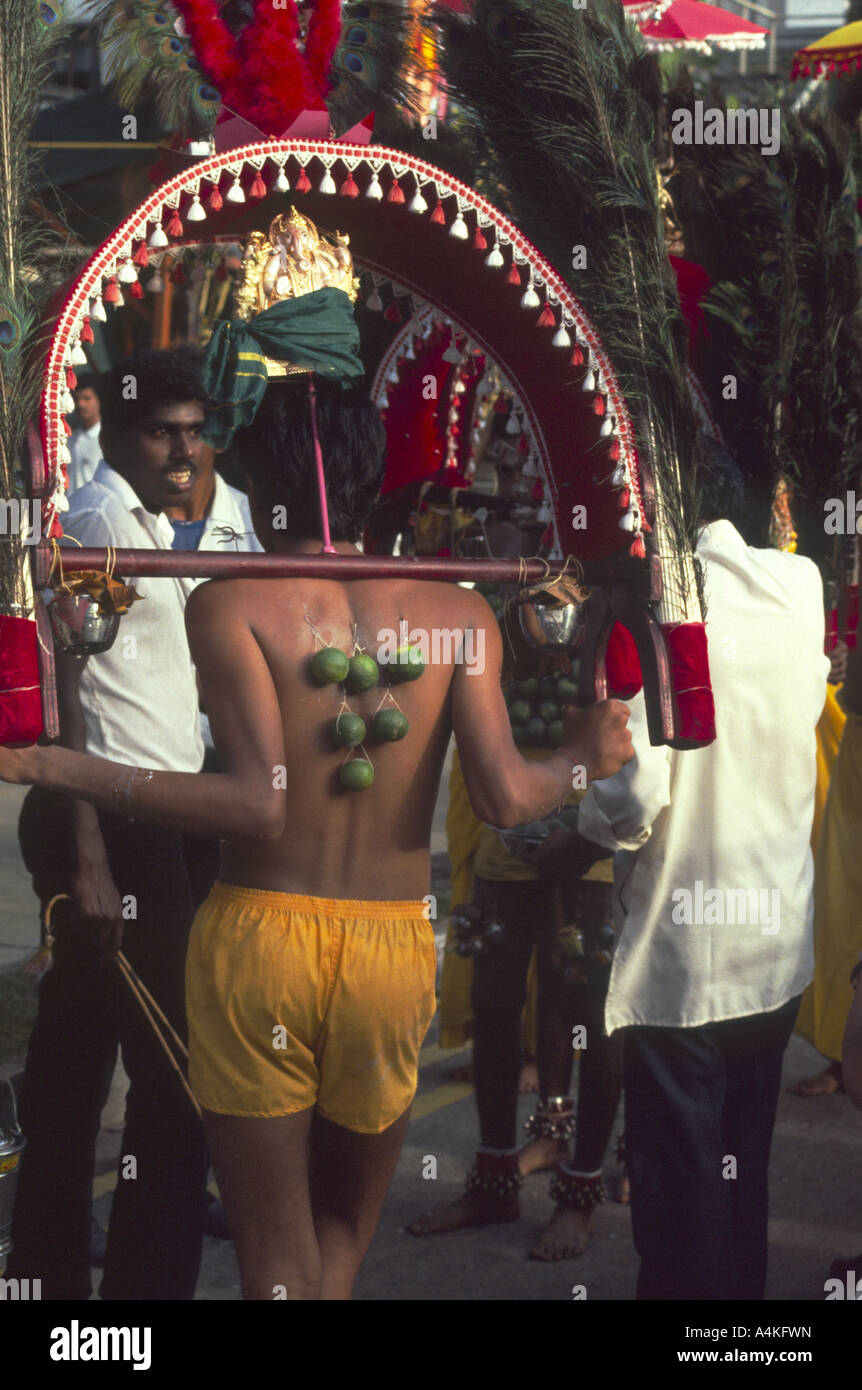 Thaipusam singapore parade hi-res stock photography and images - Alamy