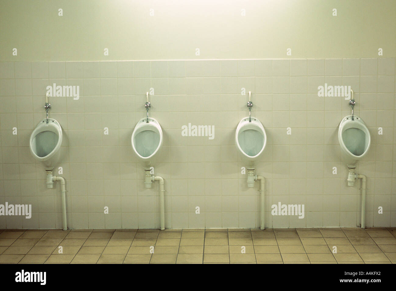 Urinals four hi-res stock photography and images - Alamy