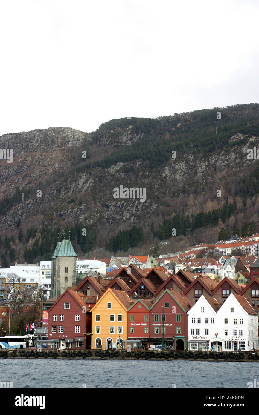 Timber harbour structures hi-res stock photography and images - Alamy