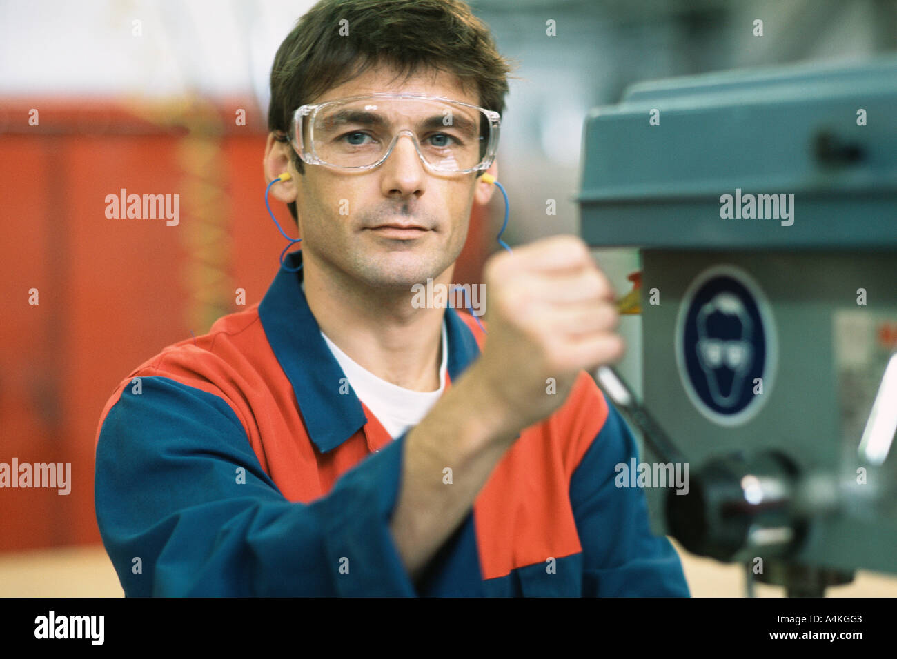Machining skills hi-res stock photography and images - Alamy