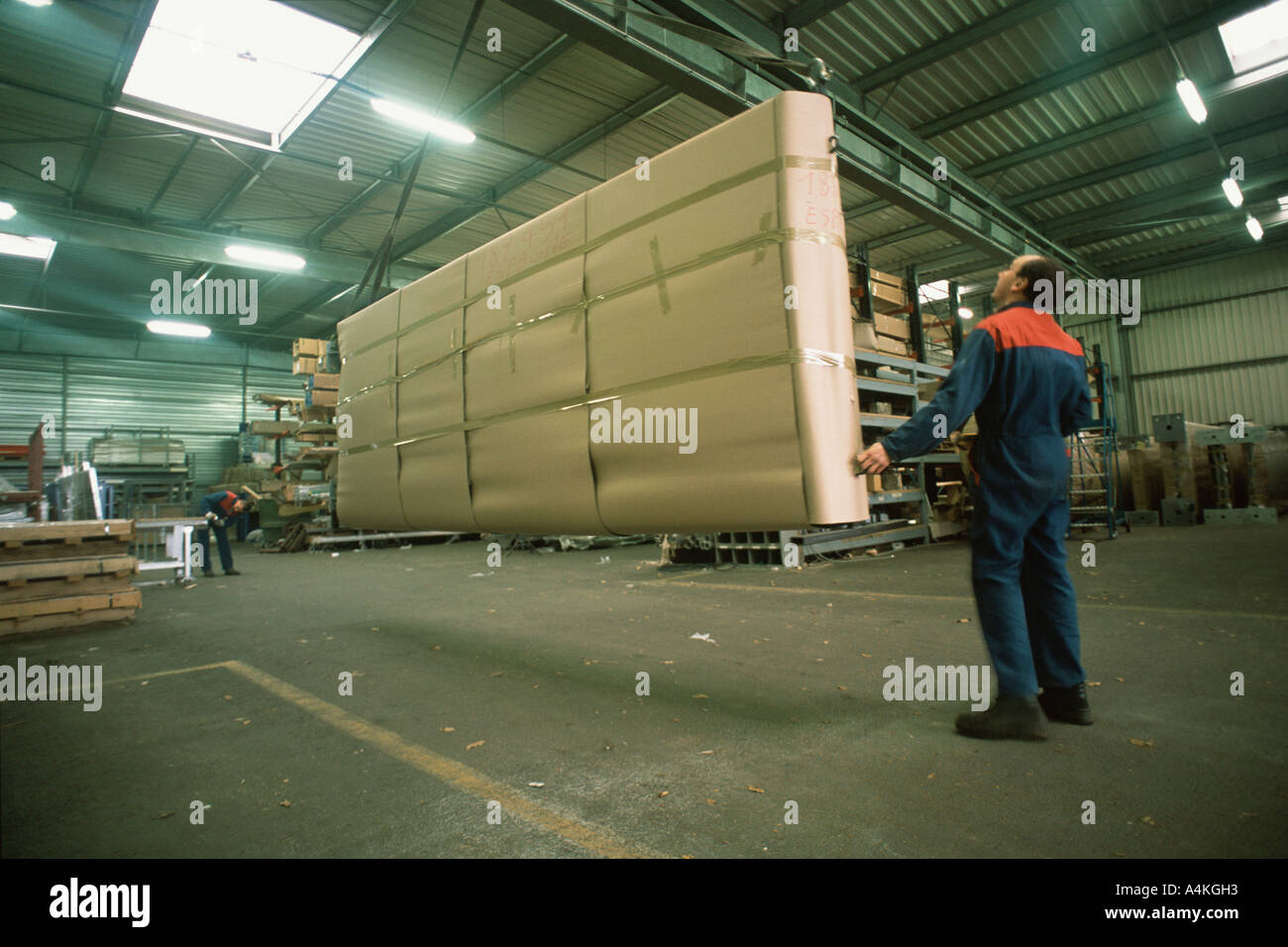Warehousemen hi-res stock photography and images - Alamy