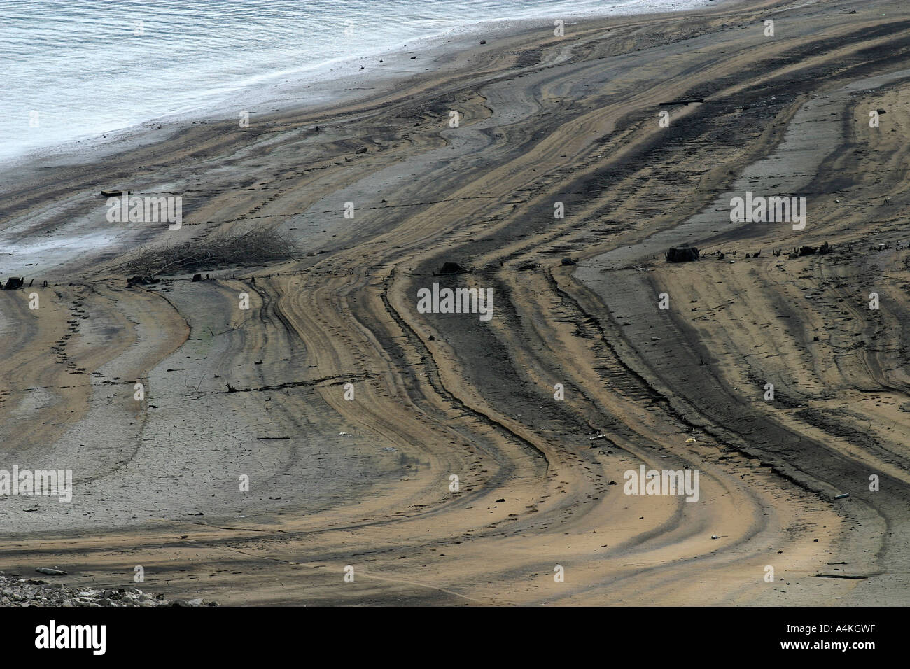 Reservoir low level waters hi-res stock photography and images - Alamy