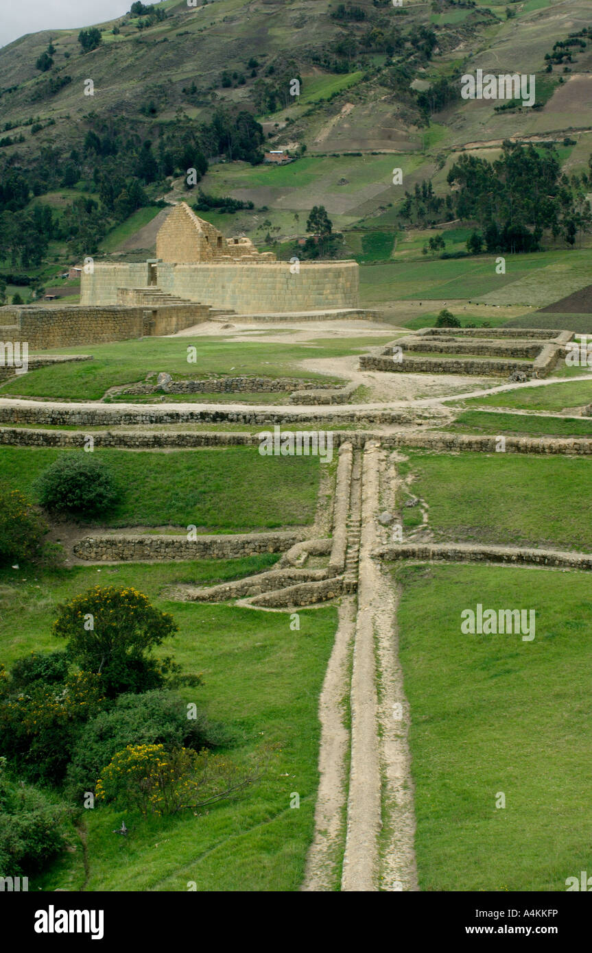Ruins of Inca city and Temple of the Sun at Ingapirca in the Andes ...