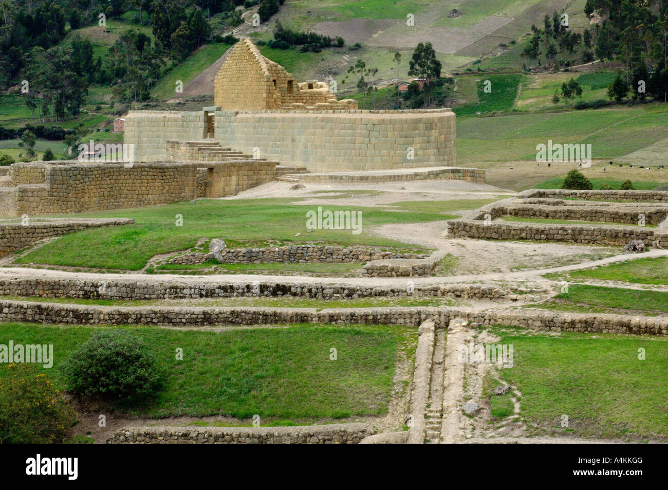 Ruins of Inca city and Temple of the Sun at Ingapirca in the Andes ...