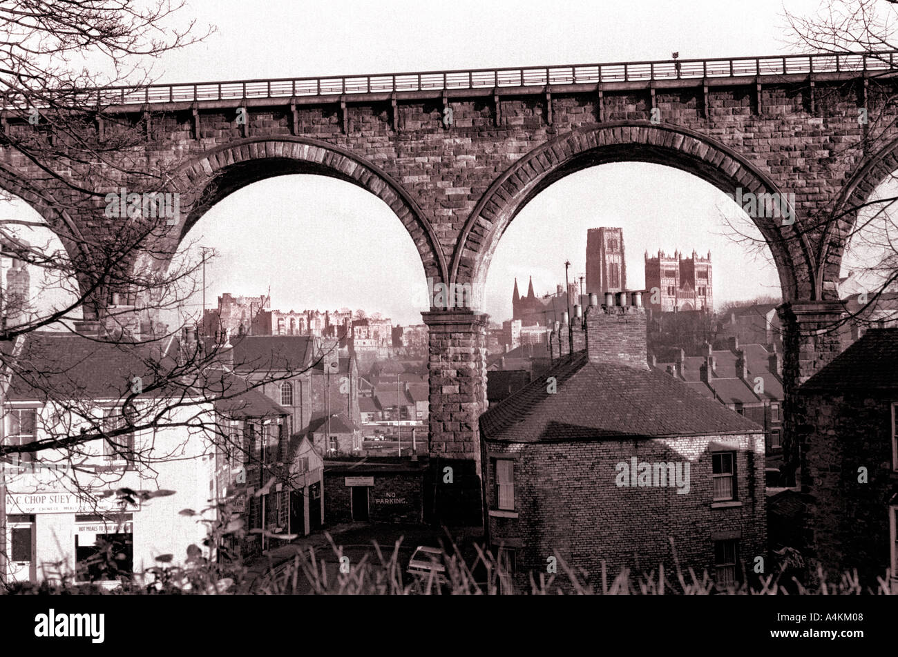 Railway viaduct with Durham Castle and Cathedral beyond DURHAM England ...