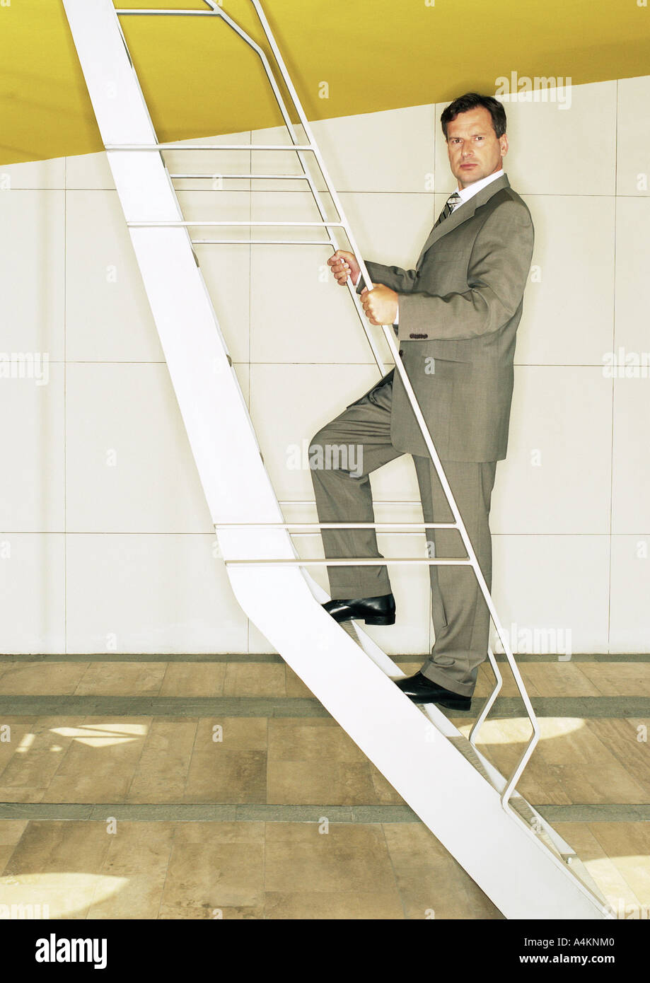 Cameras ladder hi-res stock photography and images - Alamy