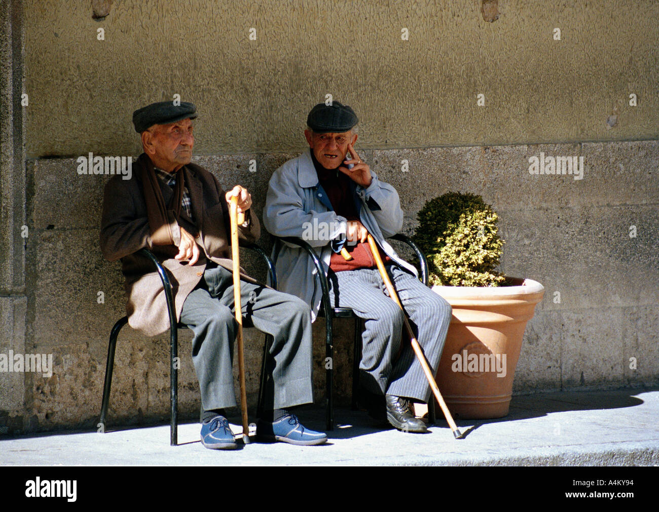 Men in Italy Stock Photo - Alamy