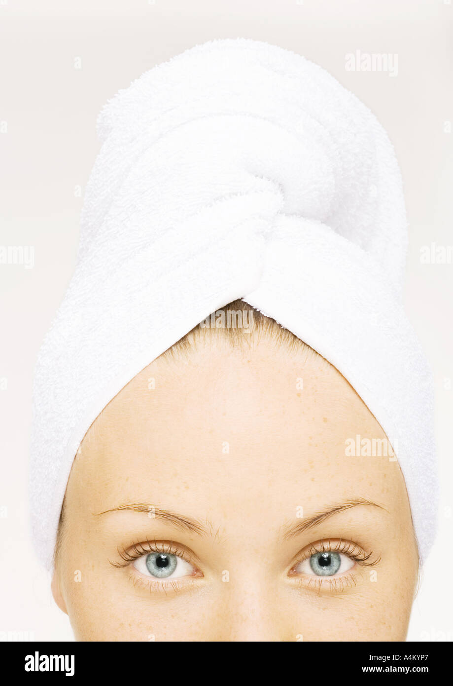 Towel wrapped around head hi-res stock photography and images - Alamy