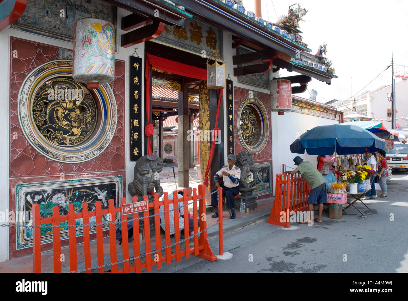The Cheng Hoon Teng Temple on Jalan Tokong Chinatown Malacca was built ...