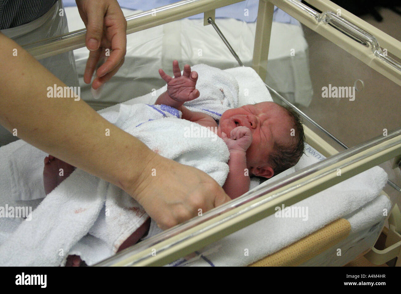 Baby cot cry hi-res stock photography and images - Alamy