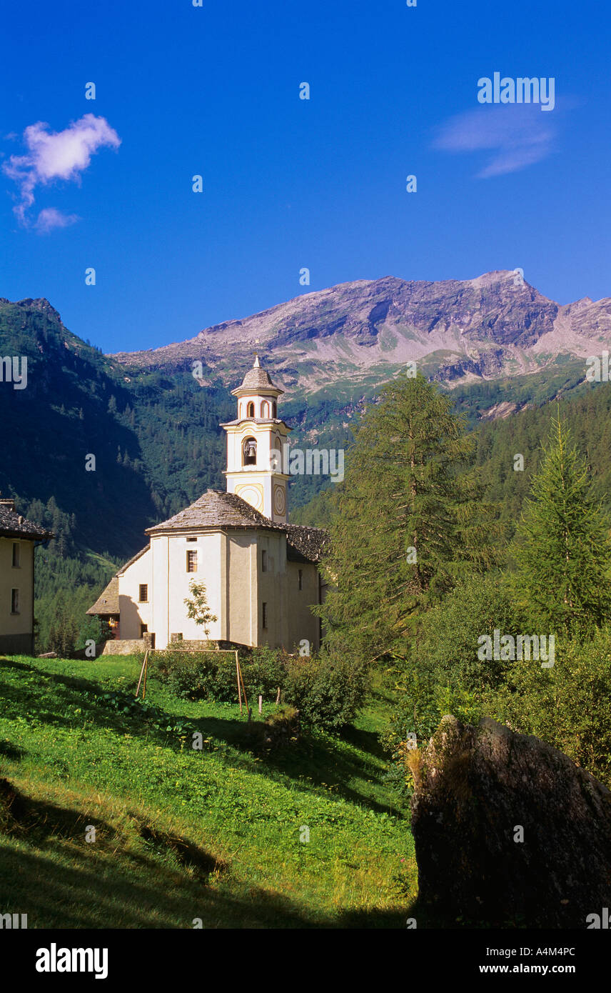 Scenic alpine chapel Stock Photo - Alamy