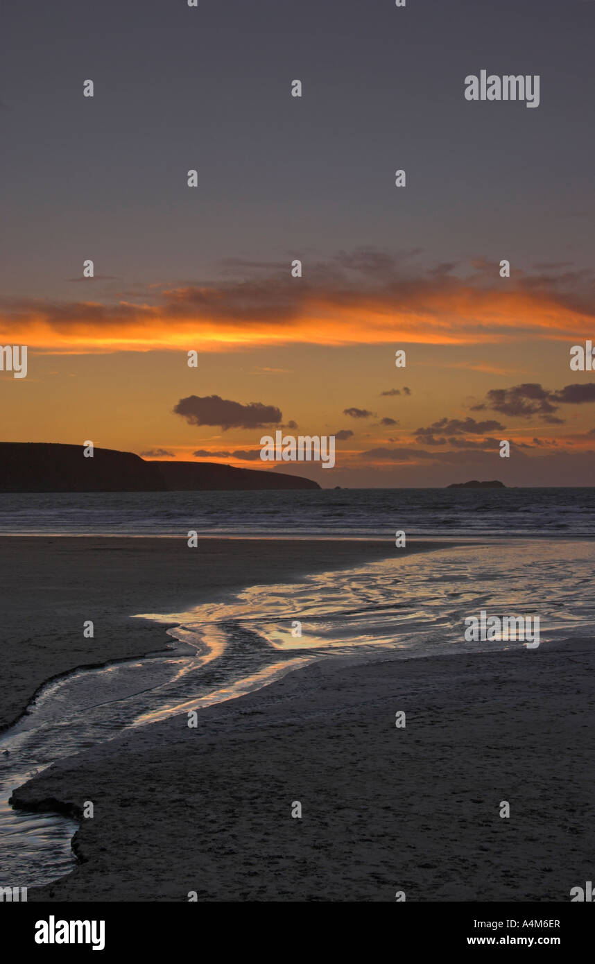 Broadhaven beach hi-res stock photography and images - Alamy