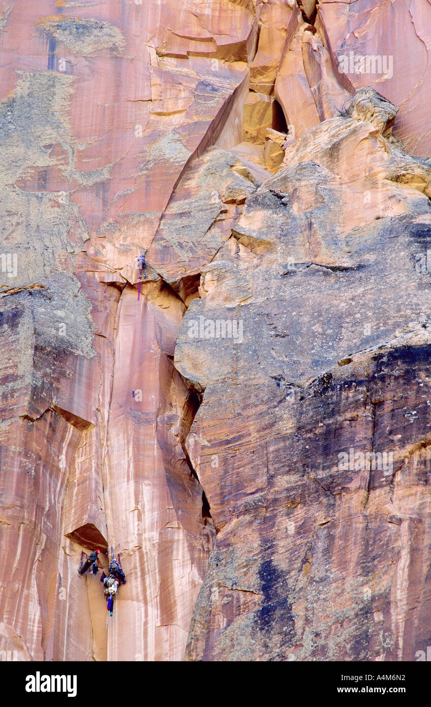 Zion national park rock climbers hi-res stock photography and images ...