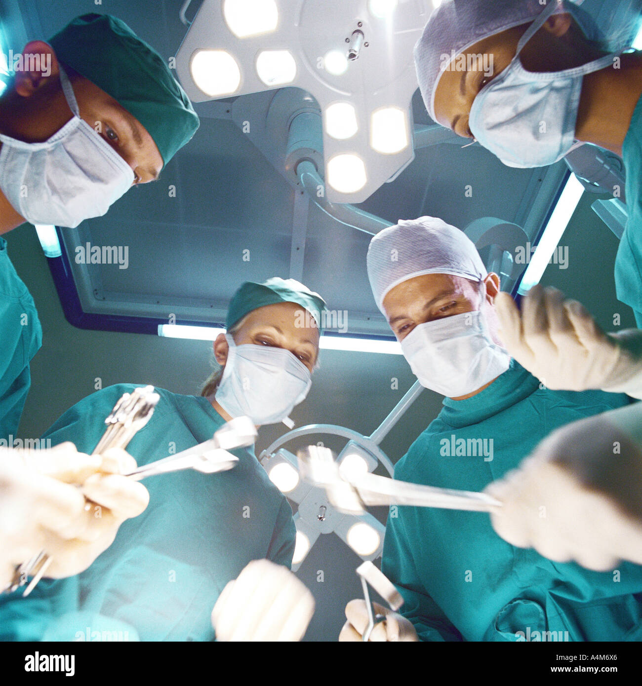 Forward surgical team hi-res stock photography and images - Alamy
