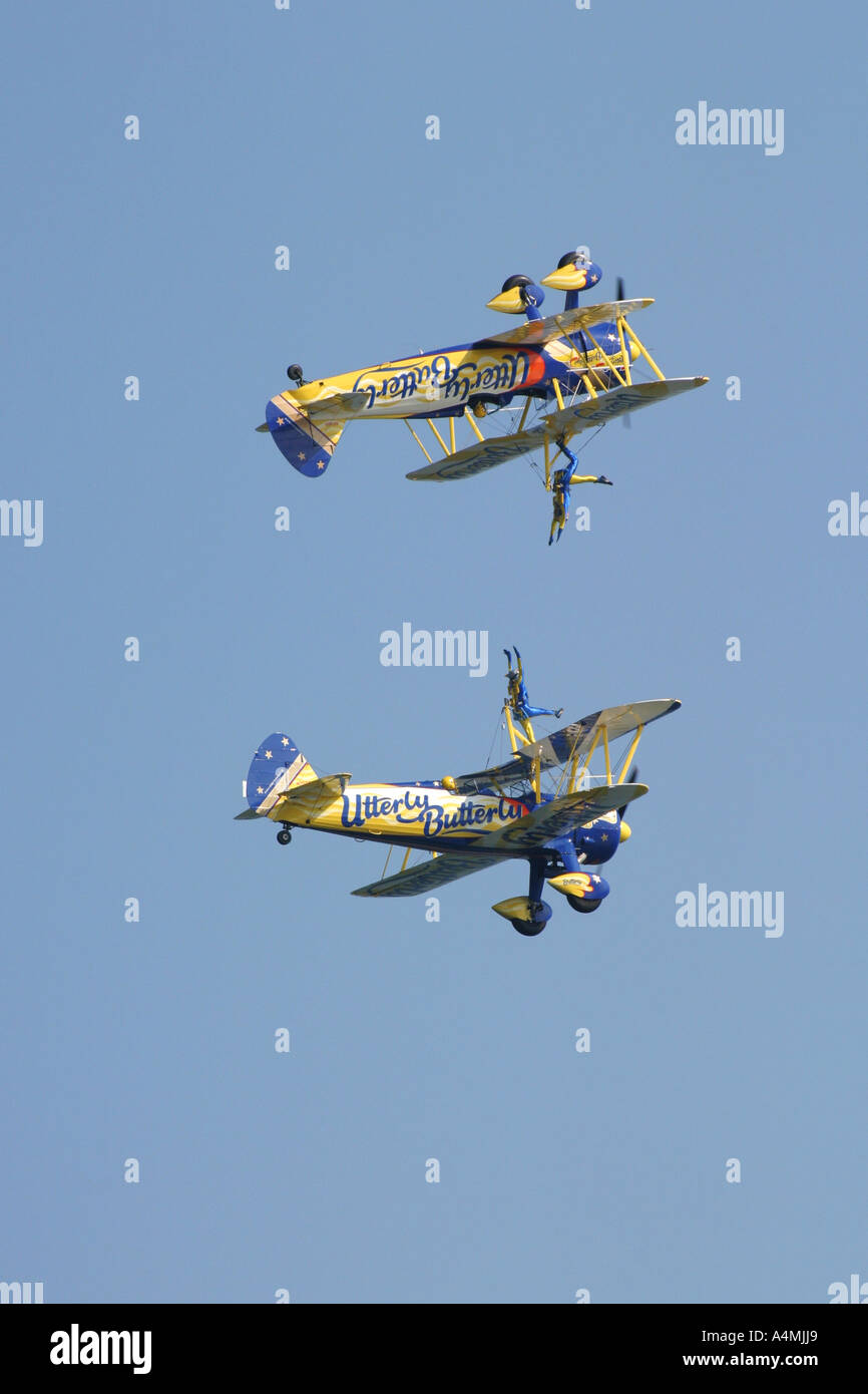 Aircraft utterly butterly wing walkers hi-res stock photography and ...