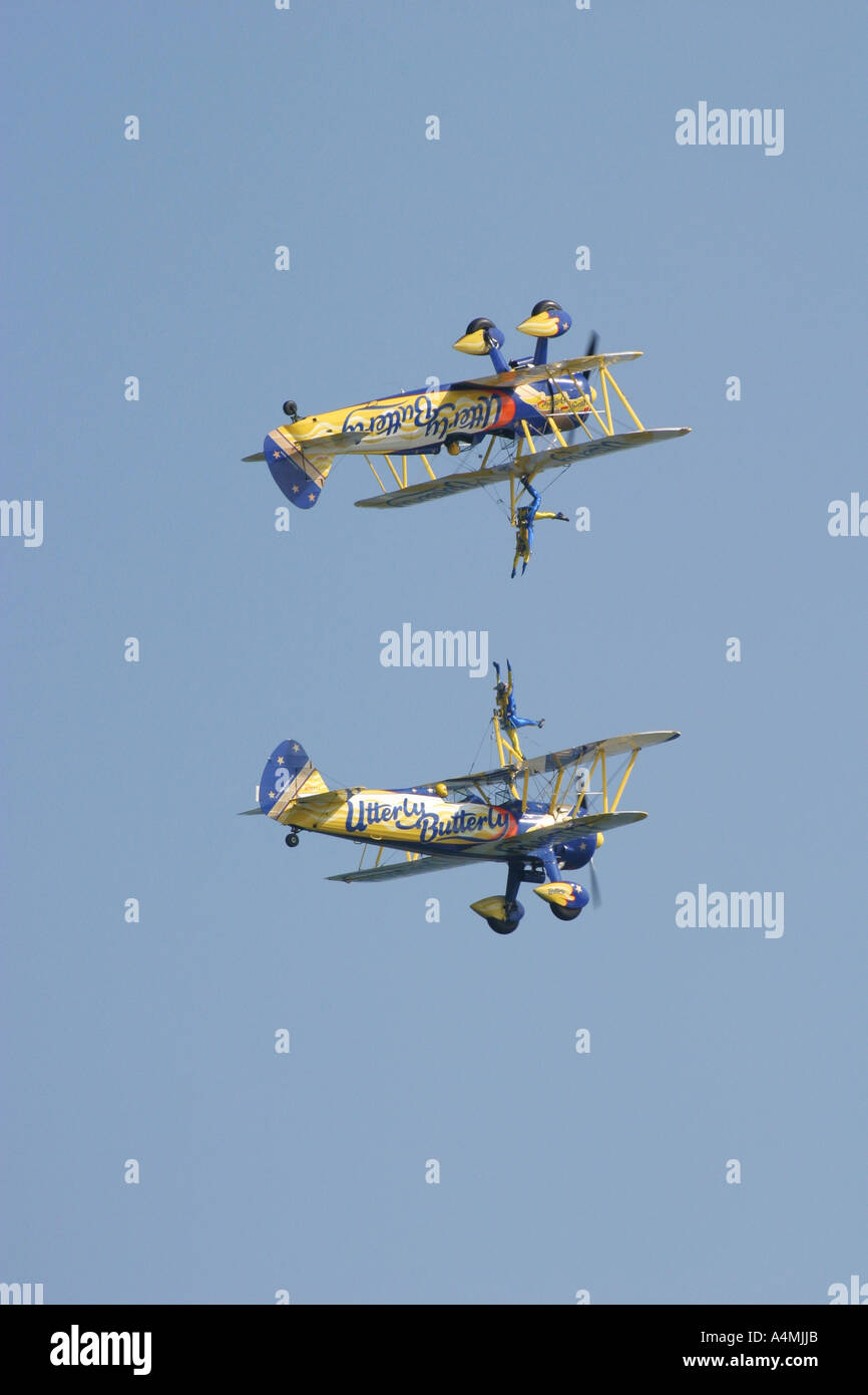 Aircraft utterly butterly wing walkers hi-res stock photography and ...