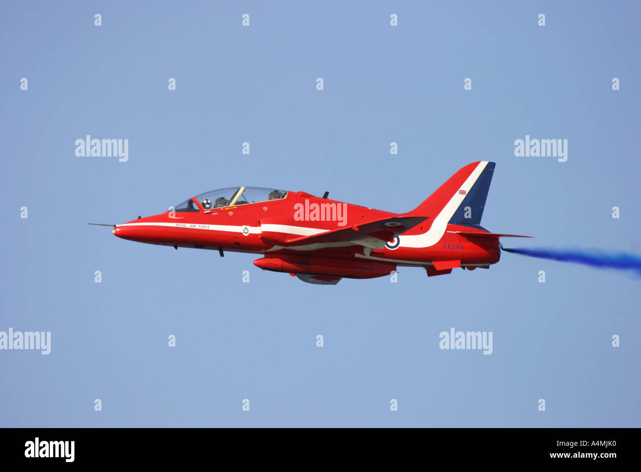 Bae Hawk T1 jet trainer RAF Red Arrows Stock Photo - Alamy