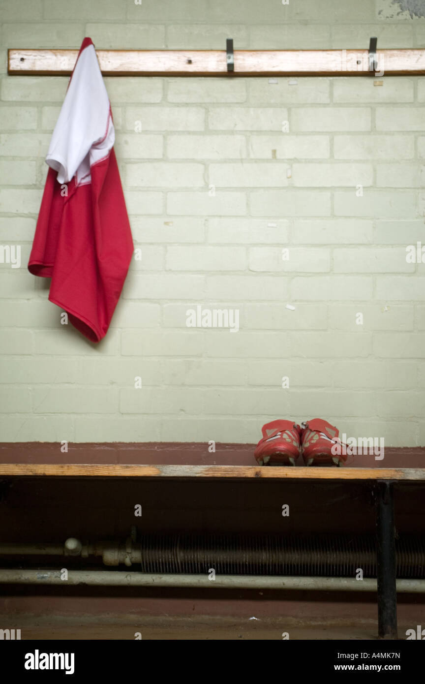 Changing room football shirt hi-res stock photography and images - Alamy