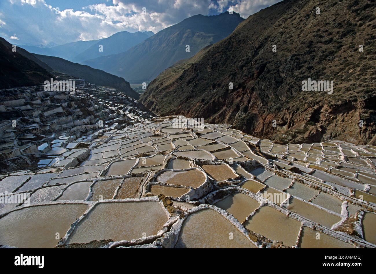 Salinas de maras, peru hi-res stock photography and images - Alamy