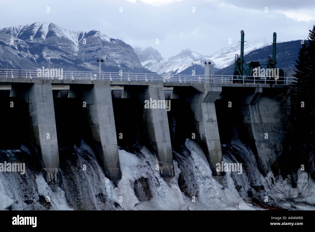 Hydro electric dam hi-res stock photography and images - Alamy