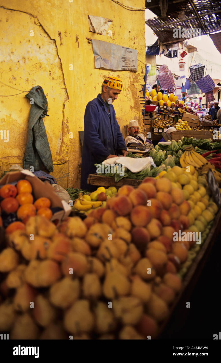 Fes el Bali, Morocco. Fruit stall in the souk, Medina Stock Photo - Alamy
