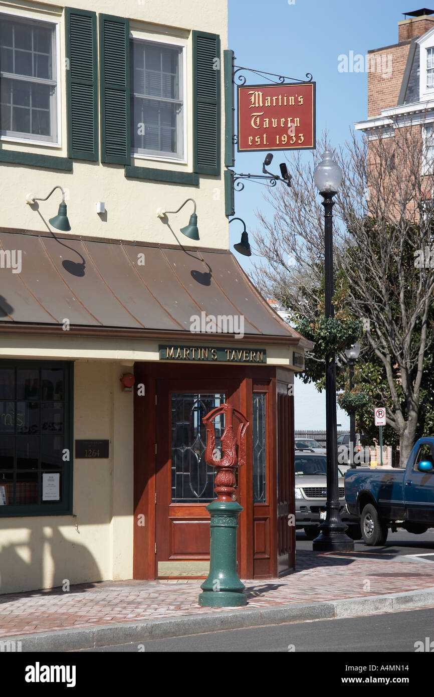 Martin's tavern georgetown hi-res stock photography and images - Alamy