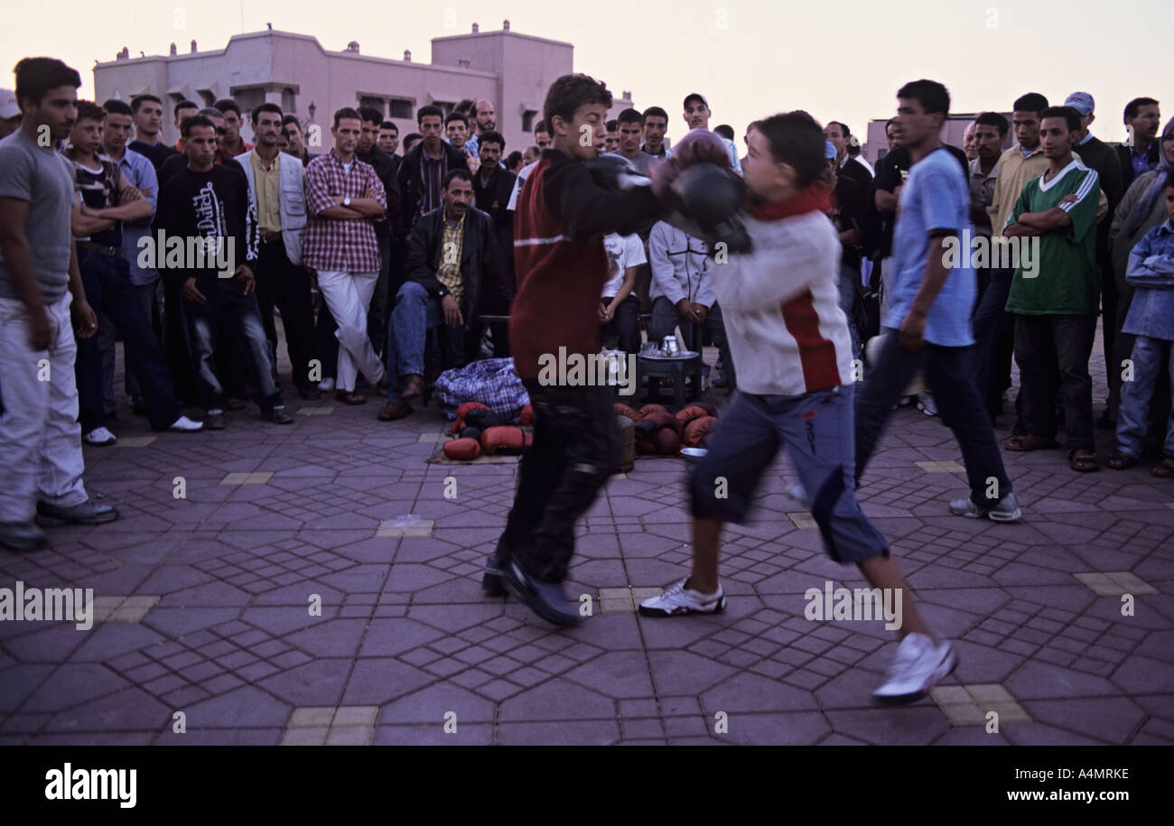 Boys fighting africa hi-res stock photography and images - Alamy