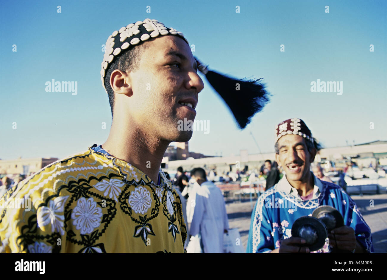 Street performer morocco hi-res stock photography and images - Alamy