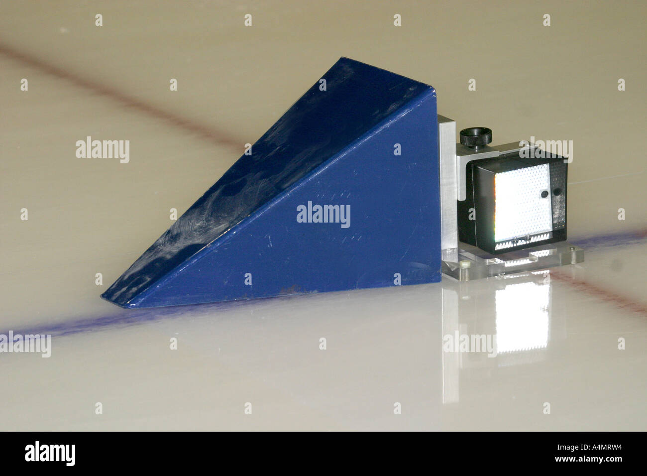 Long track speed skating Stock Photo - Alamy