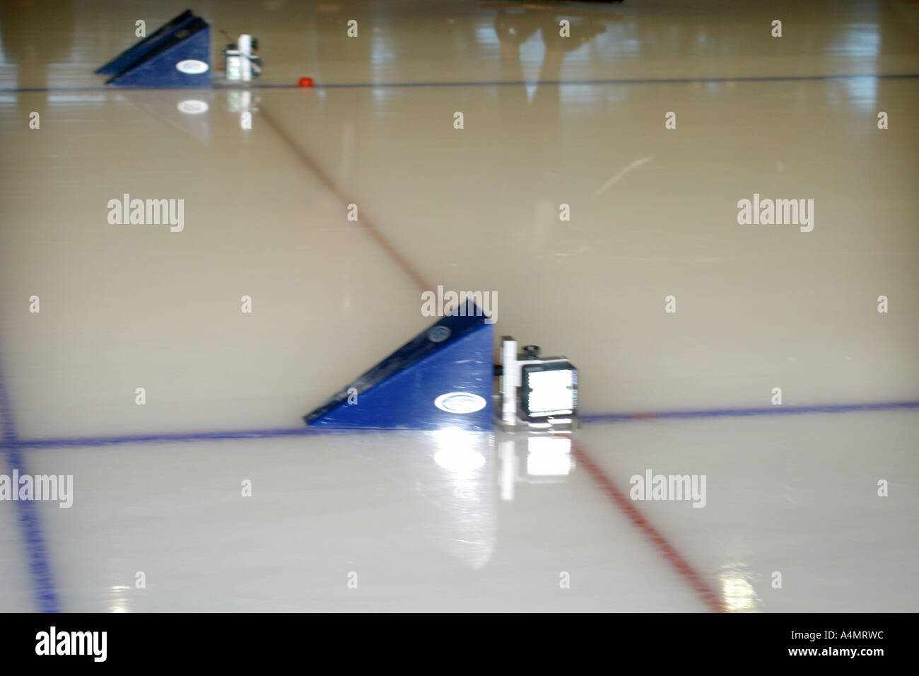 Long track speed skating Stock Photo - Alamy