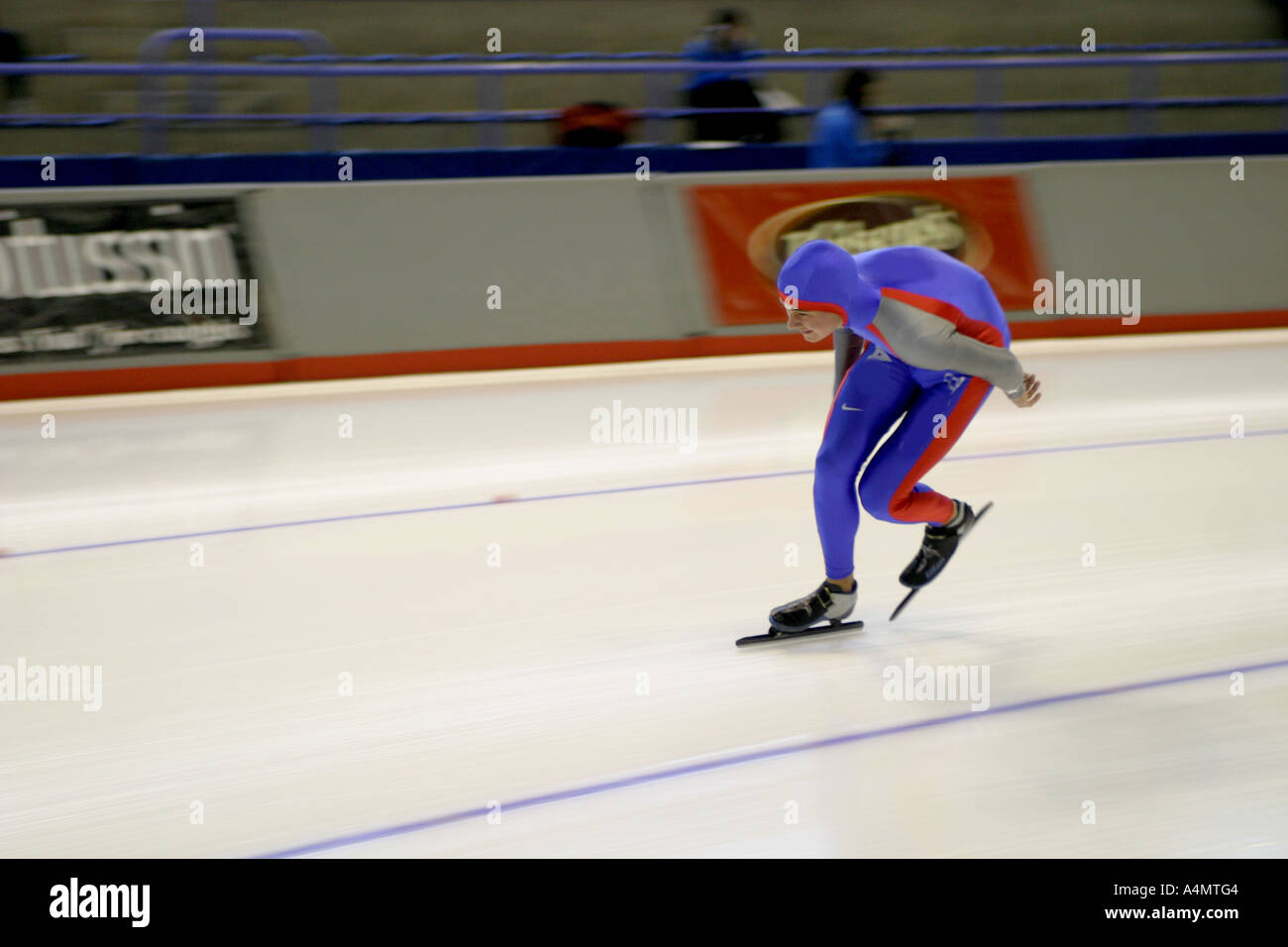 Long track speed skating Stock Photo - Alamy