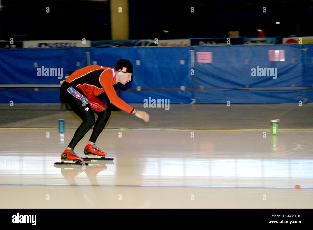 Long track speed skating Stock Photo - Alamy